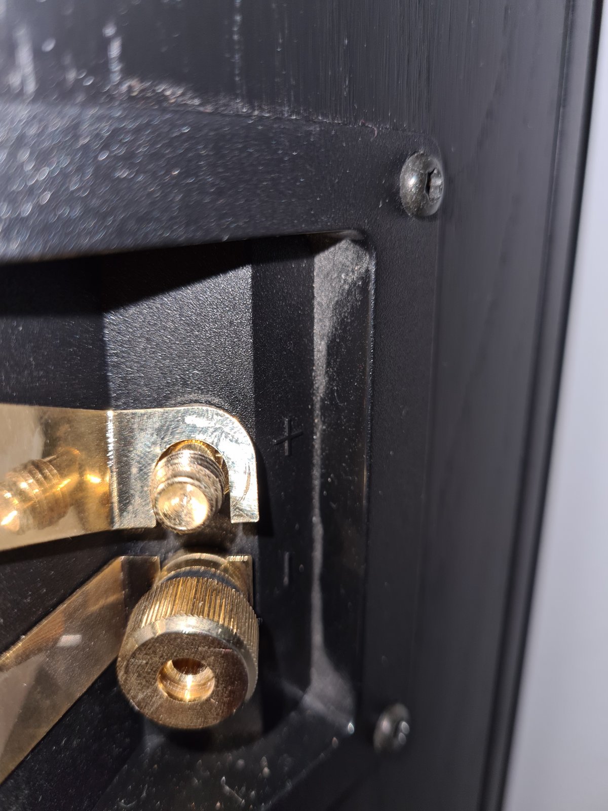 Krix epicentrix banana plug? - Speakers, Soundbars and Subwoofers ...