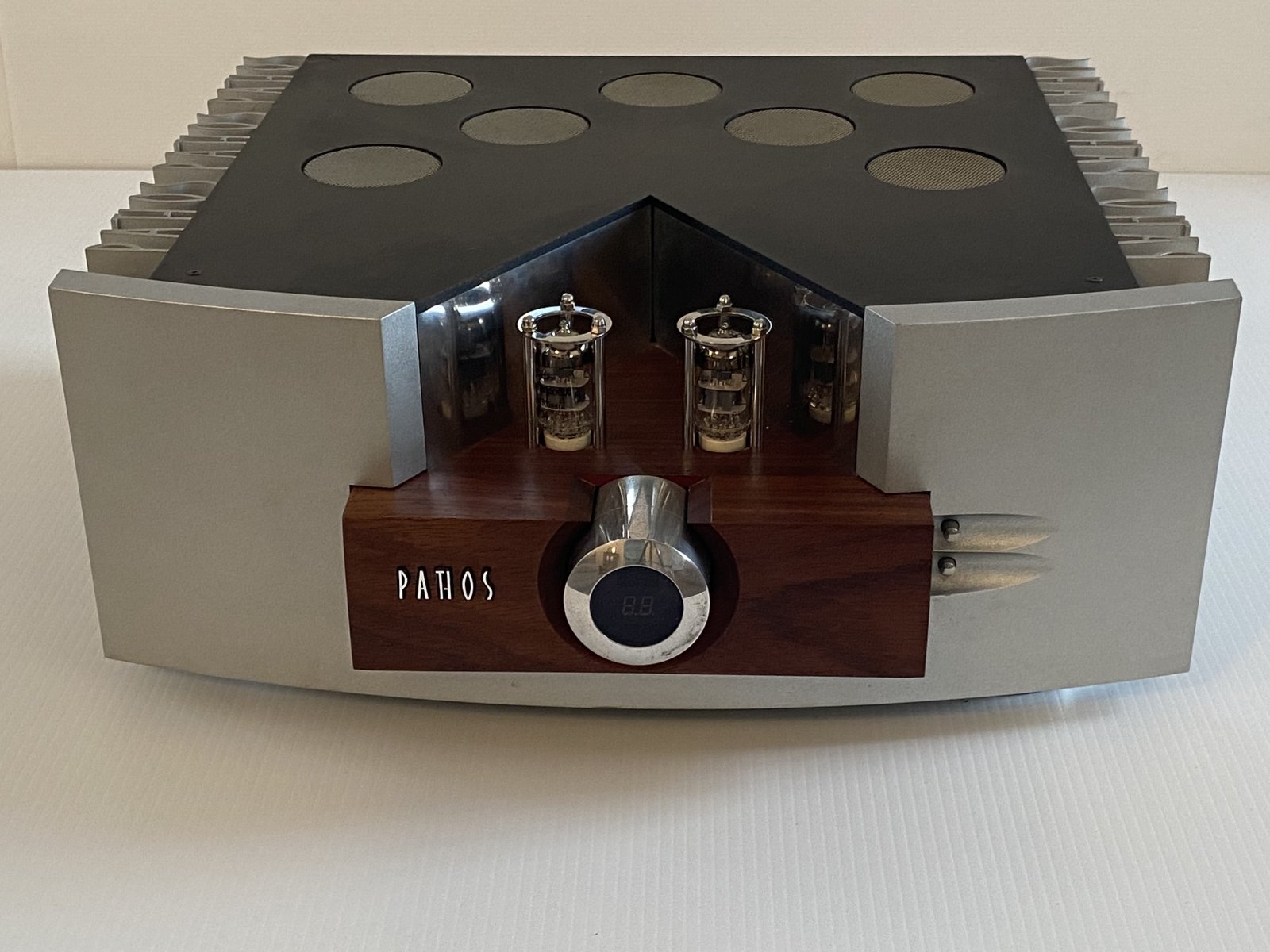Ampli Pathos Logo SOLD: Pathos Logos Stereo Integrated Amplifier MK1
