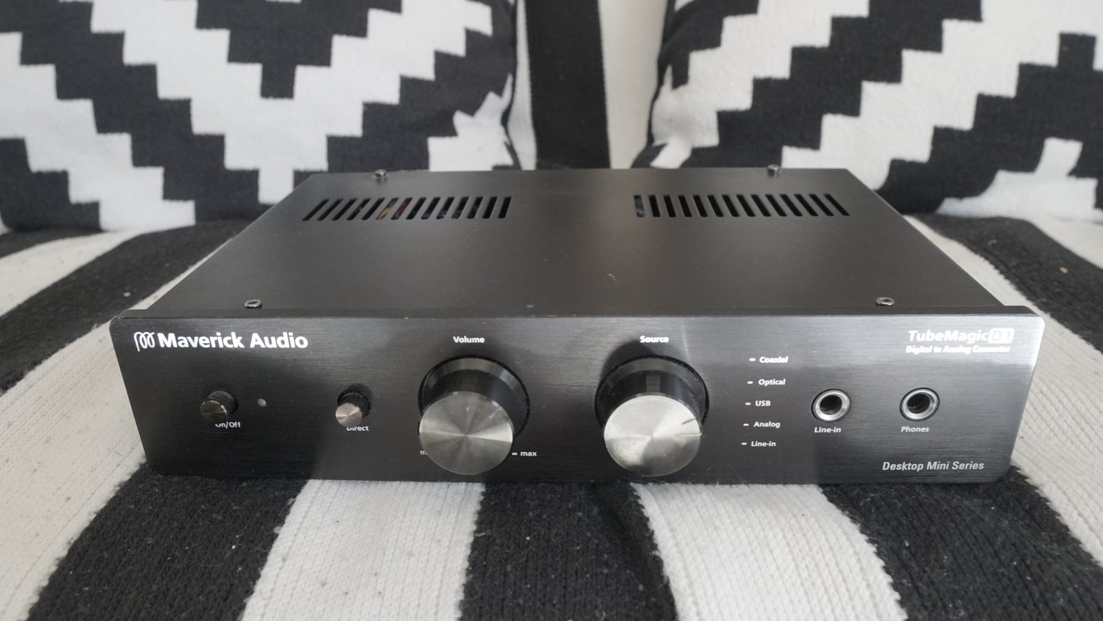 SOLD: Maverick Audio D1 Preamp Tube Dac |﻿ Stereo, Home Cinema ...