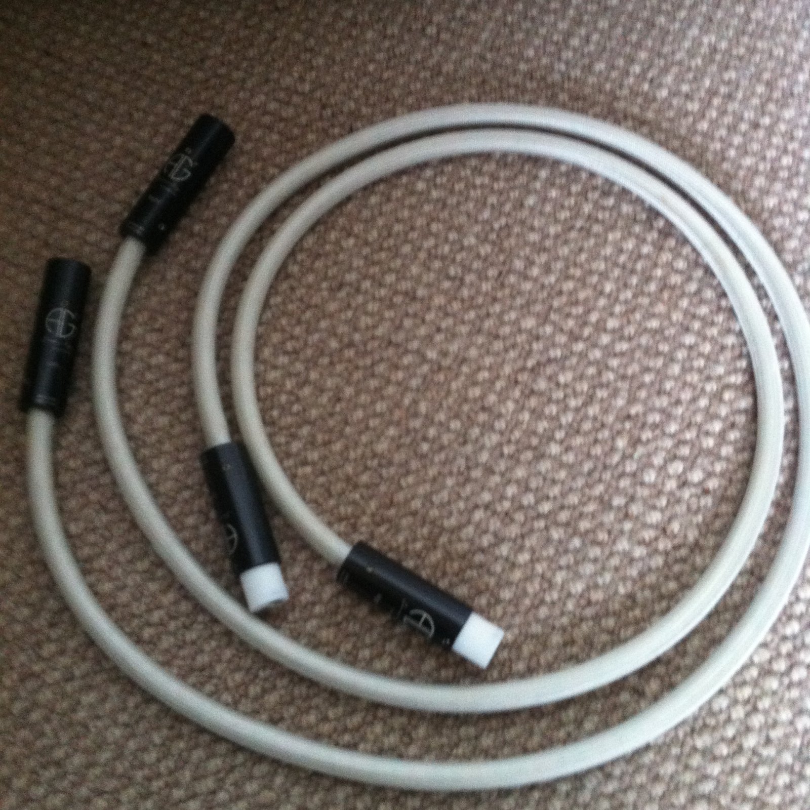 SOLD: FS: ARGENTO SERENITY SIGNATURE 1m XLR CABLES - Stereo, Home Cinema, Headphones Components ...