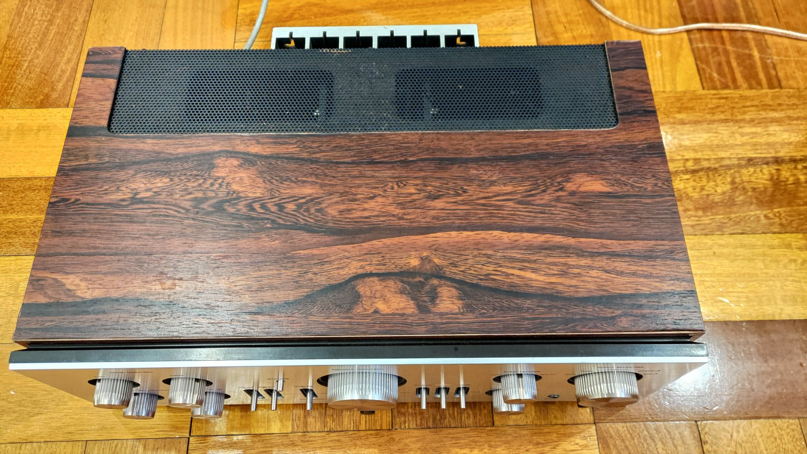 FS: Vintage Luxman L-85V Solid State Integrated Amplifier - Stereo ...