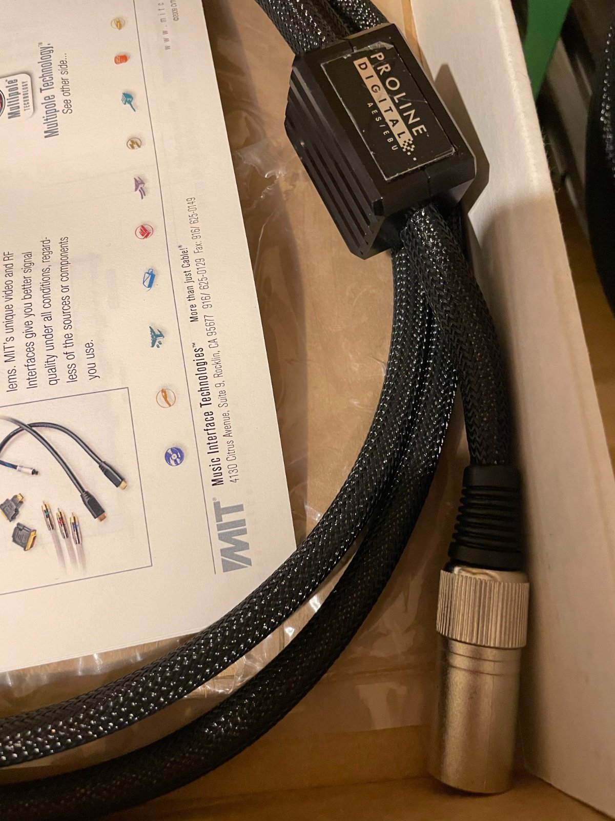 FS: MIT proline digital aes/ebu 2 meters - Stereo, Home Cinema ...