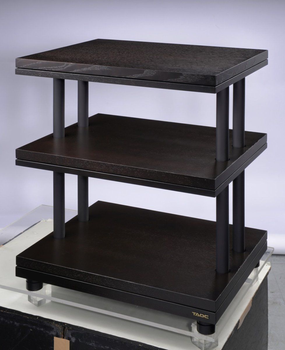TAOC flagship CSR series rack @ X Audio - Commercial Classifieds - StereoNET
