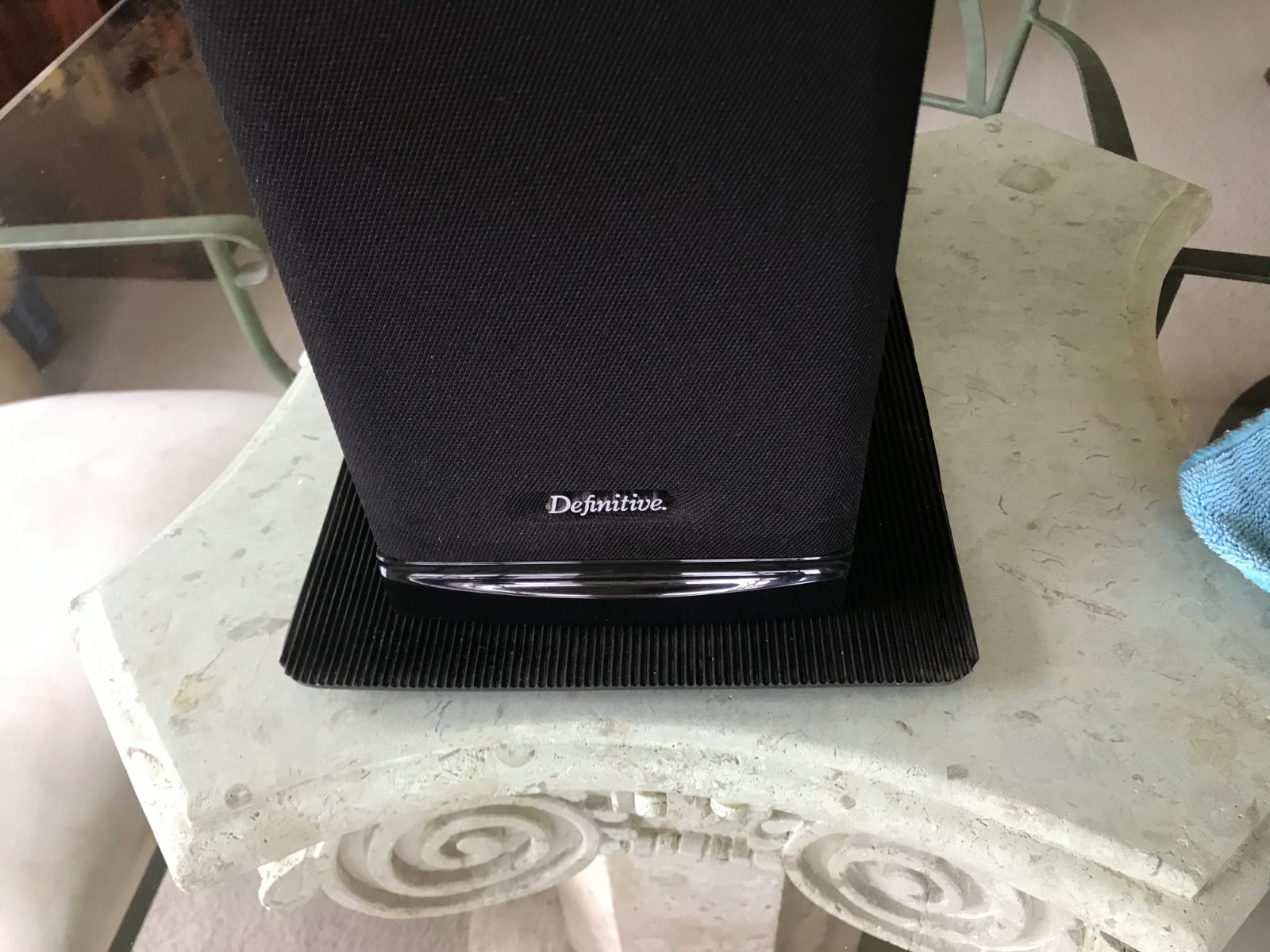 FS: Definitive Technology BP7006 Bipolar speakers with built in sub ...