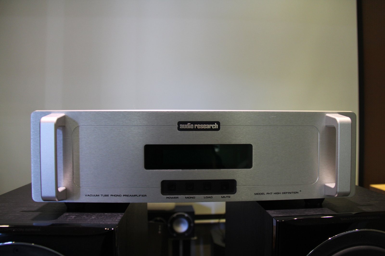 FS: Audio Research PH7 Phono Preamplifier - Commercial Classifieds ...