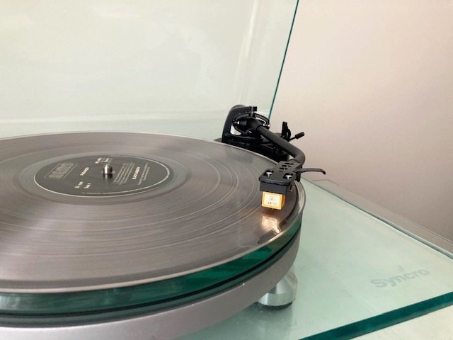 FS: Michell Syncro Turntable + New Audio Technica Tonearm + Nagaoka ...