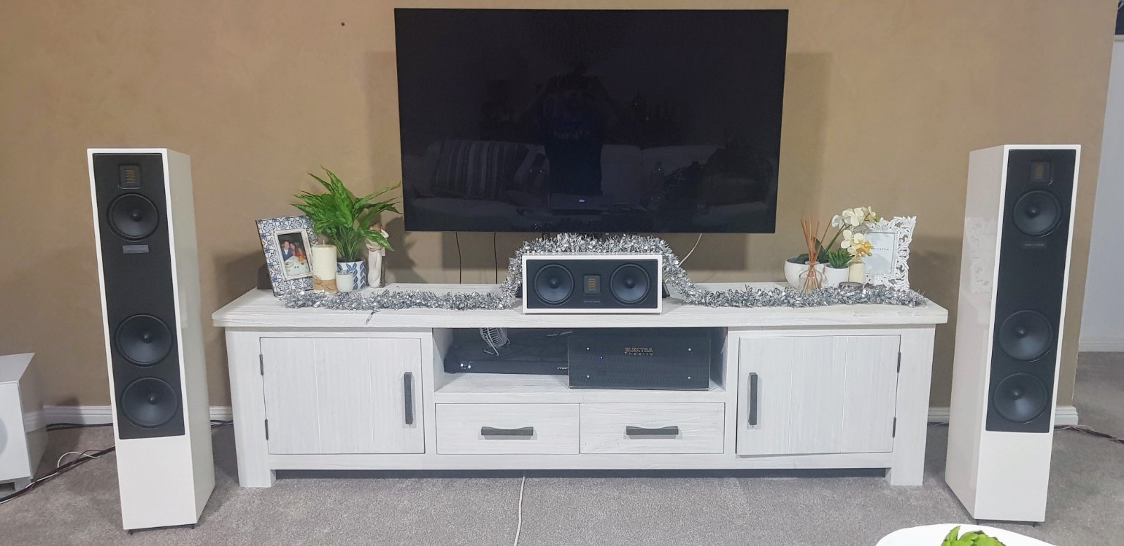 FS: Home Theatre Surround Sound System - Yamaha RX-A2070 + Martin Logan ...