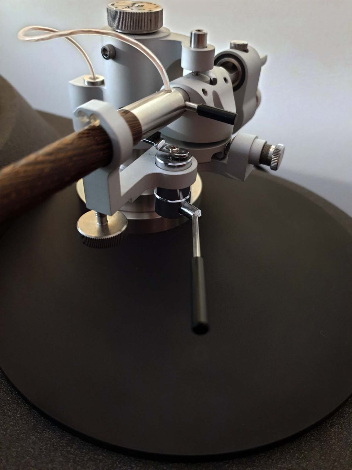 FS: Reed Muse 1c Turntable & Reed 2g Tonearm - Stereo, Home Cinema ...