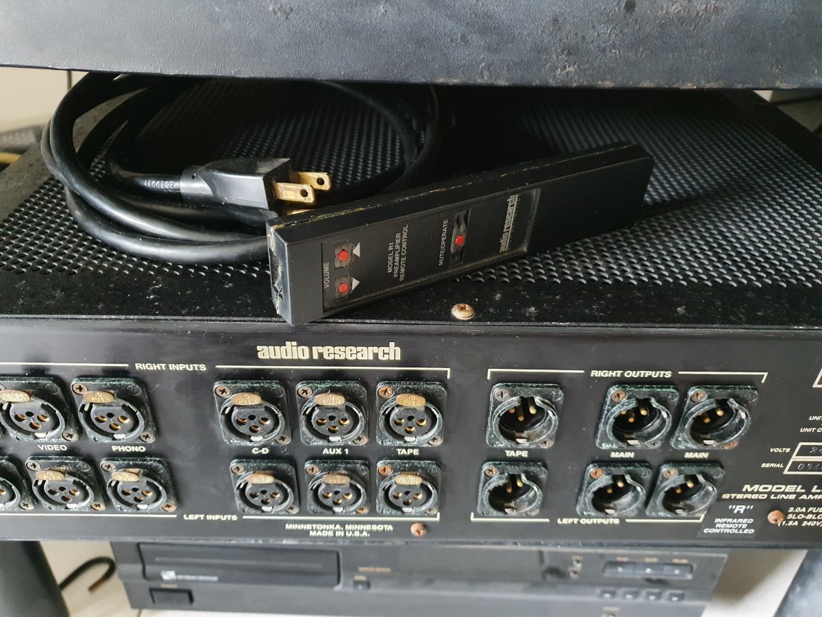 FS: Audio Research LS5 Mk2 $2,400/ with attached Original Stock Power ...