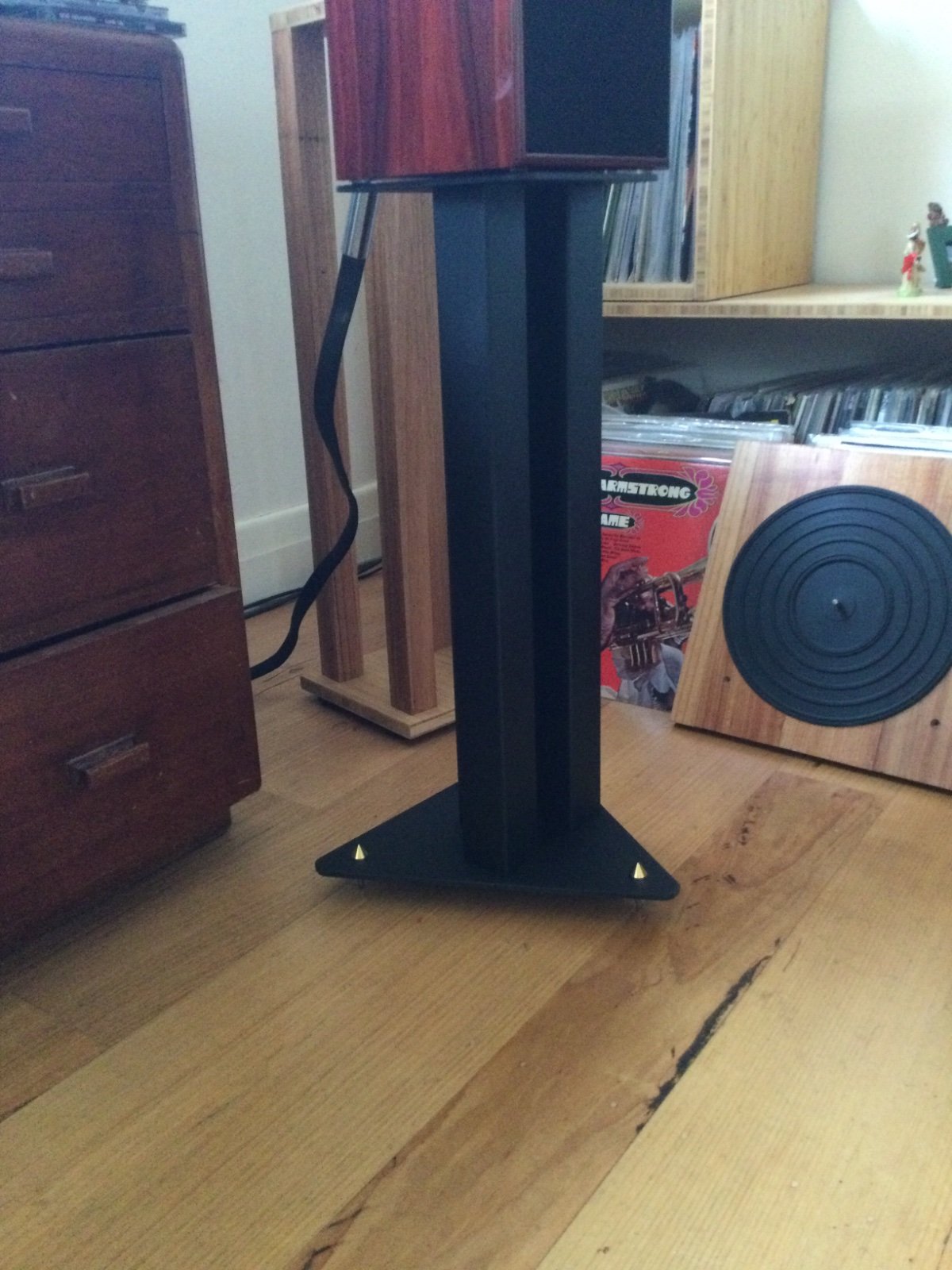 SOLD: Lovan speaker stands. - Hi-Fi and Cinema Cables & Accessories ...