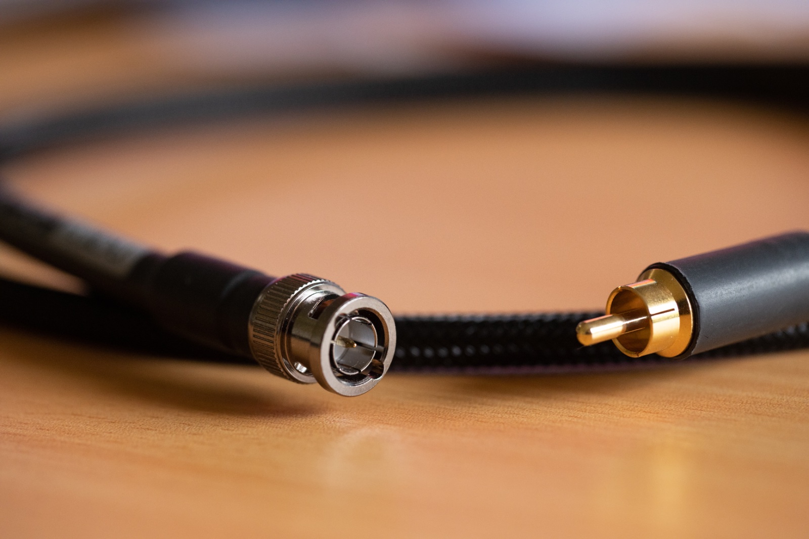 FS: NAIM DC1 BNC to RCA Coaxial Cable - Hi-Fi and Cinema Cables ...