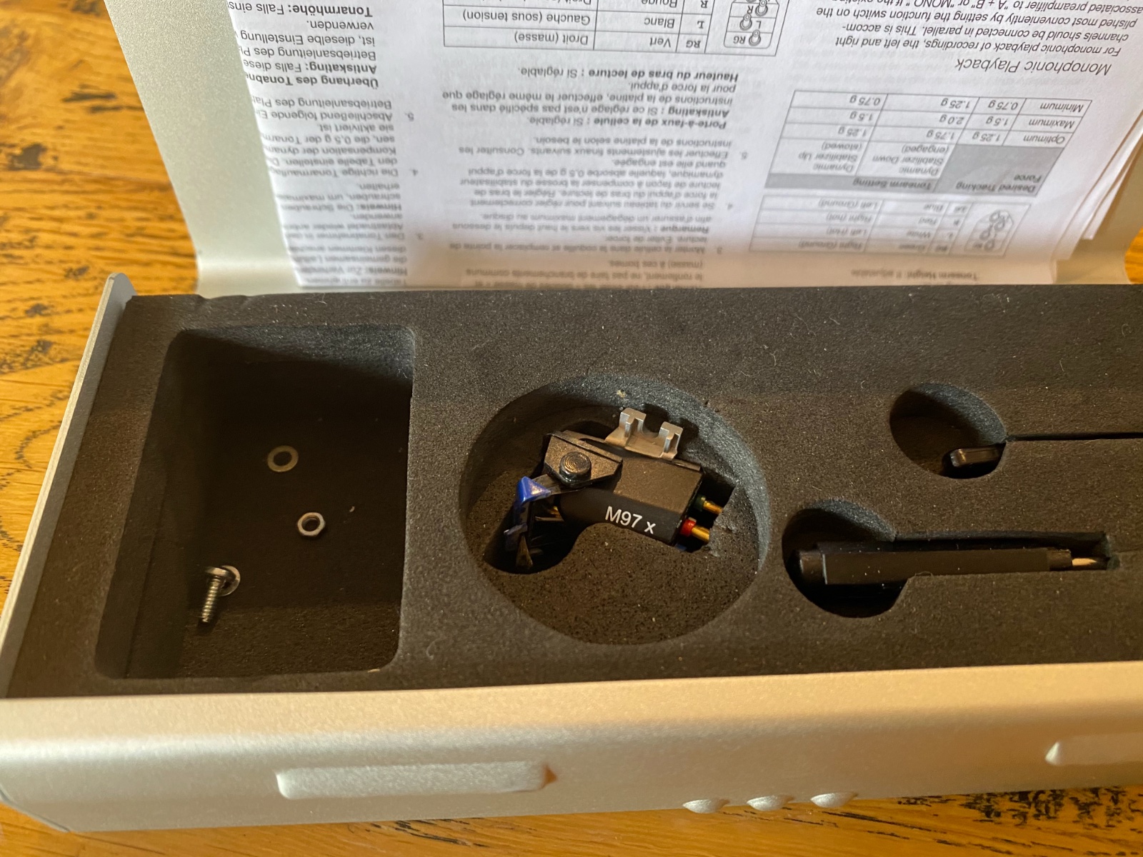 SOLD: FS: Shure M97 XE, 20hours Max - Stereo, Home Cinema, Headphones ...