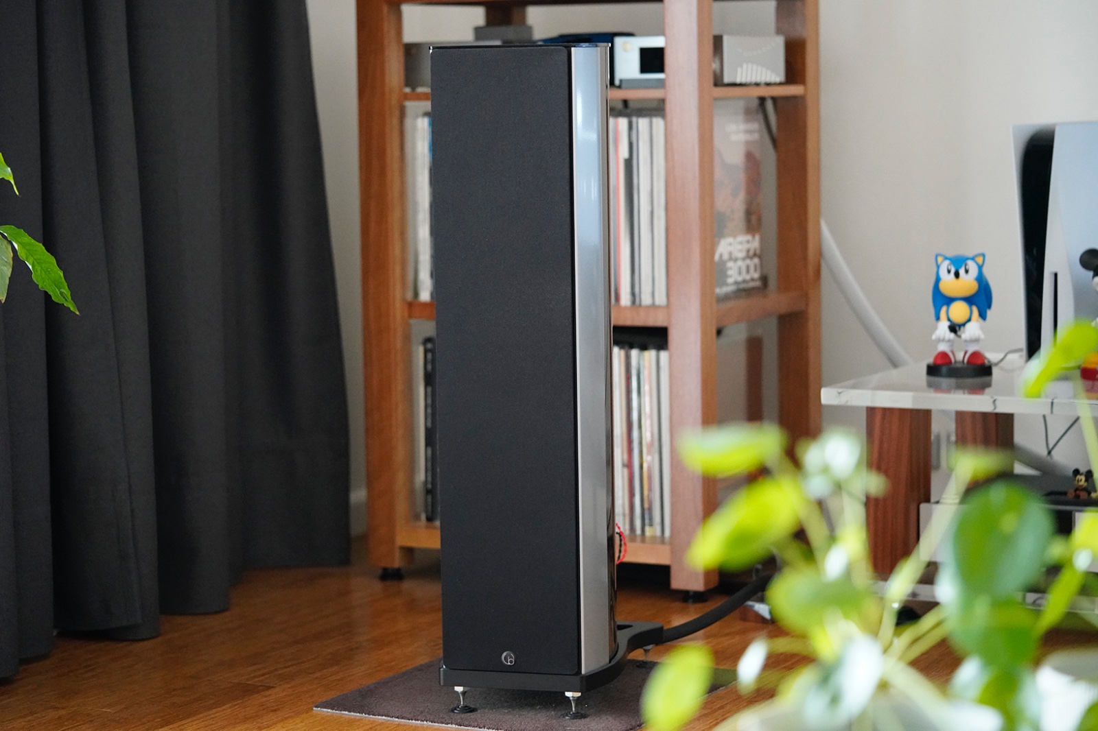 Wilson Benesch Vector Floorstanding Speakers - Stereo, Home Cinema ...