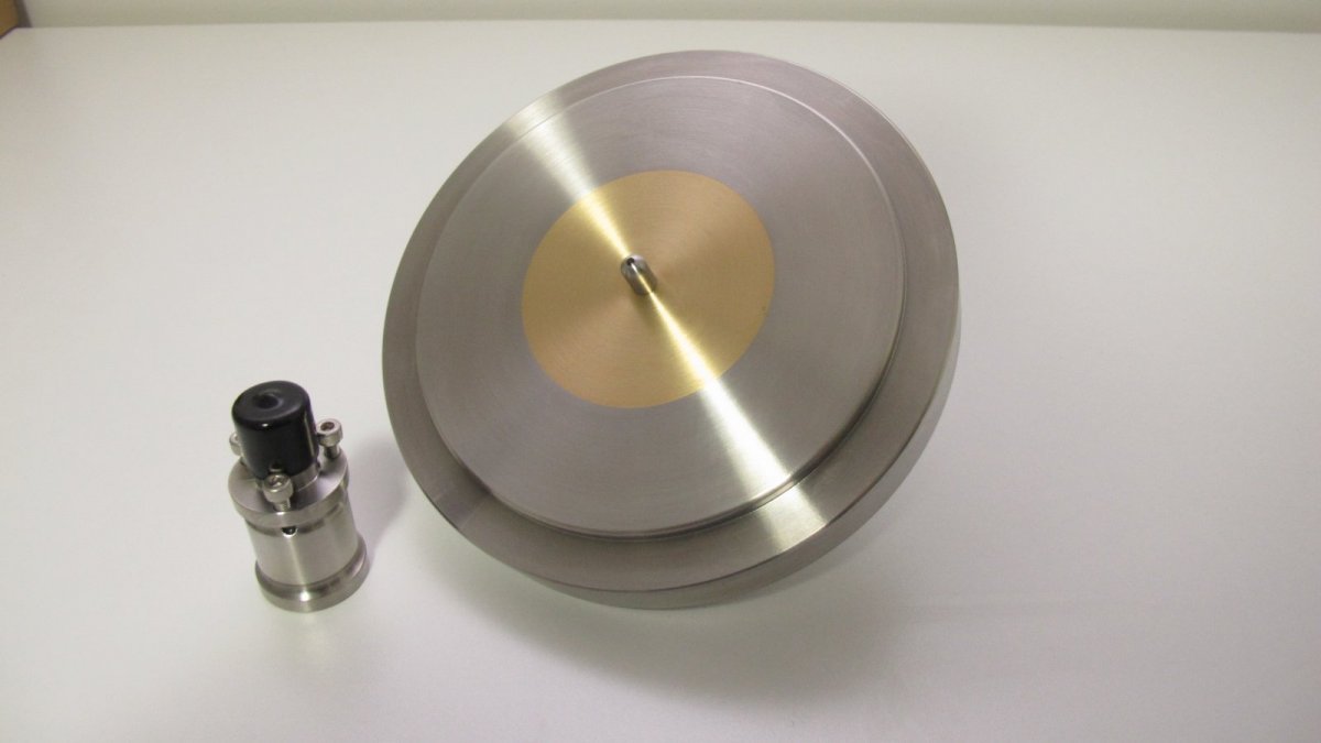 FS: Mober Sub Platter SSP12 + Bering housing for Linn LP12 Turntable ...