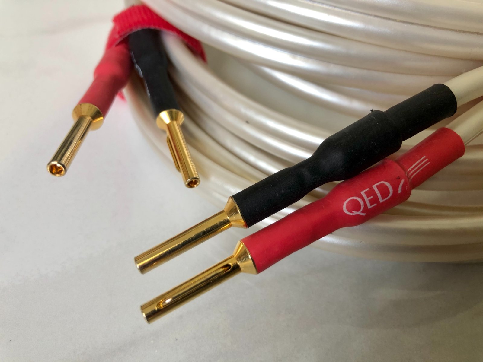 SOLD: FS: QED XT40 3m Pair - Factory Terminated with banana plugs - Hi ...