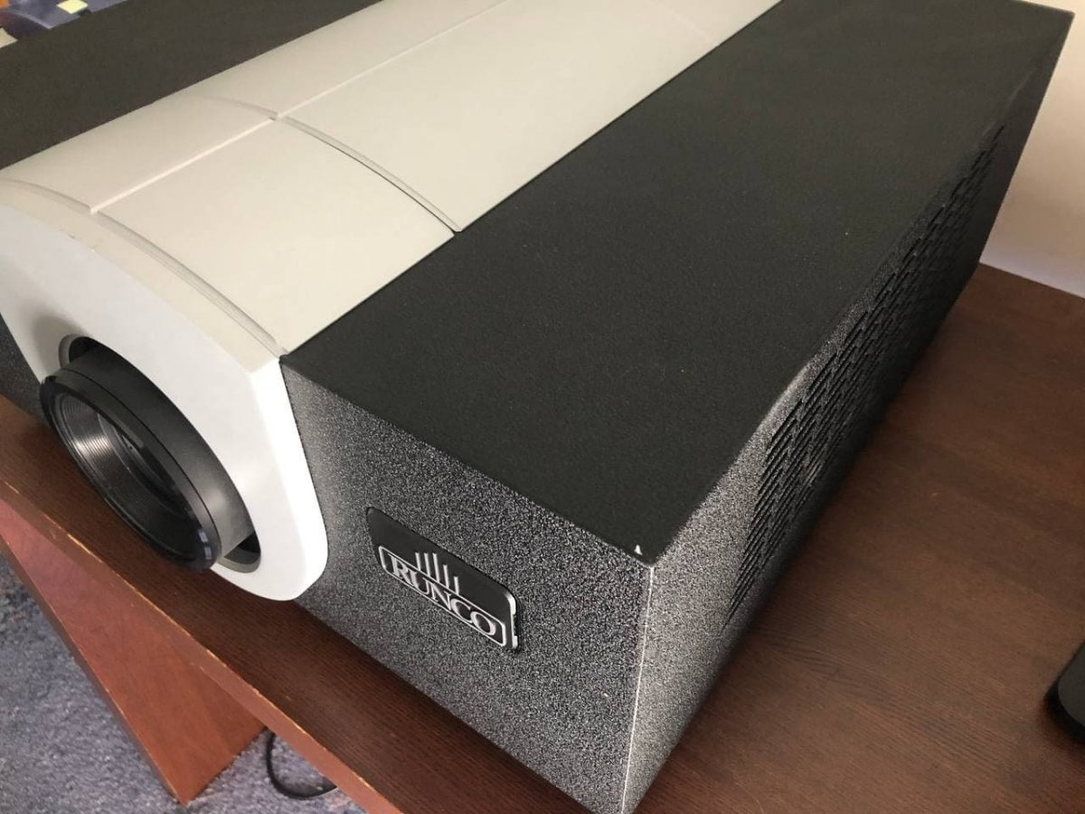 FS: Runco QuantumColor Q-750i LED Projector - Stereo, Home Cinema ...