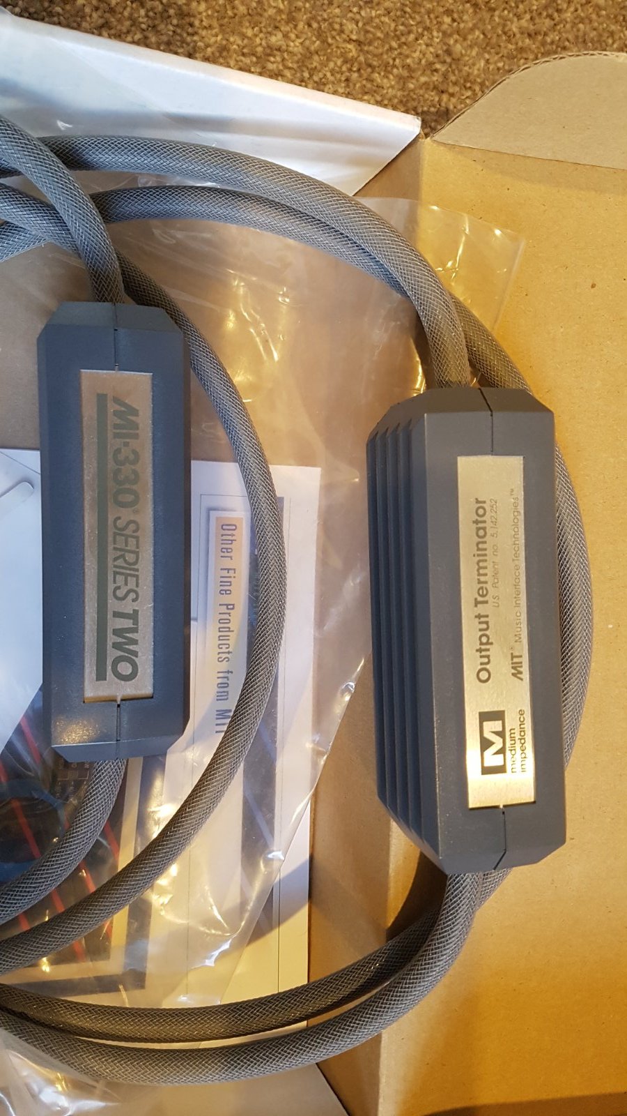 MIT single ended interconnects - Hi-Fi and Cinema Cables & Accessories ...