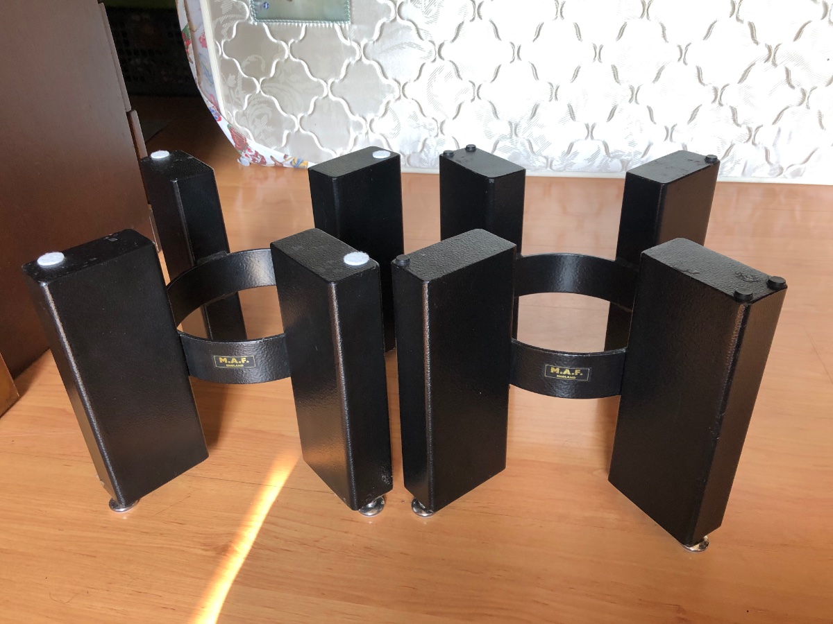 FS: MAF UK made low speaker stands - Hi-Fi and Cinema Cables ...
