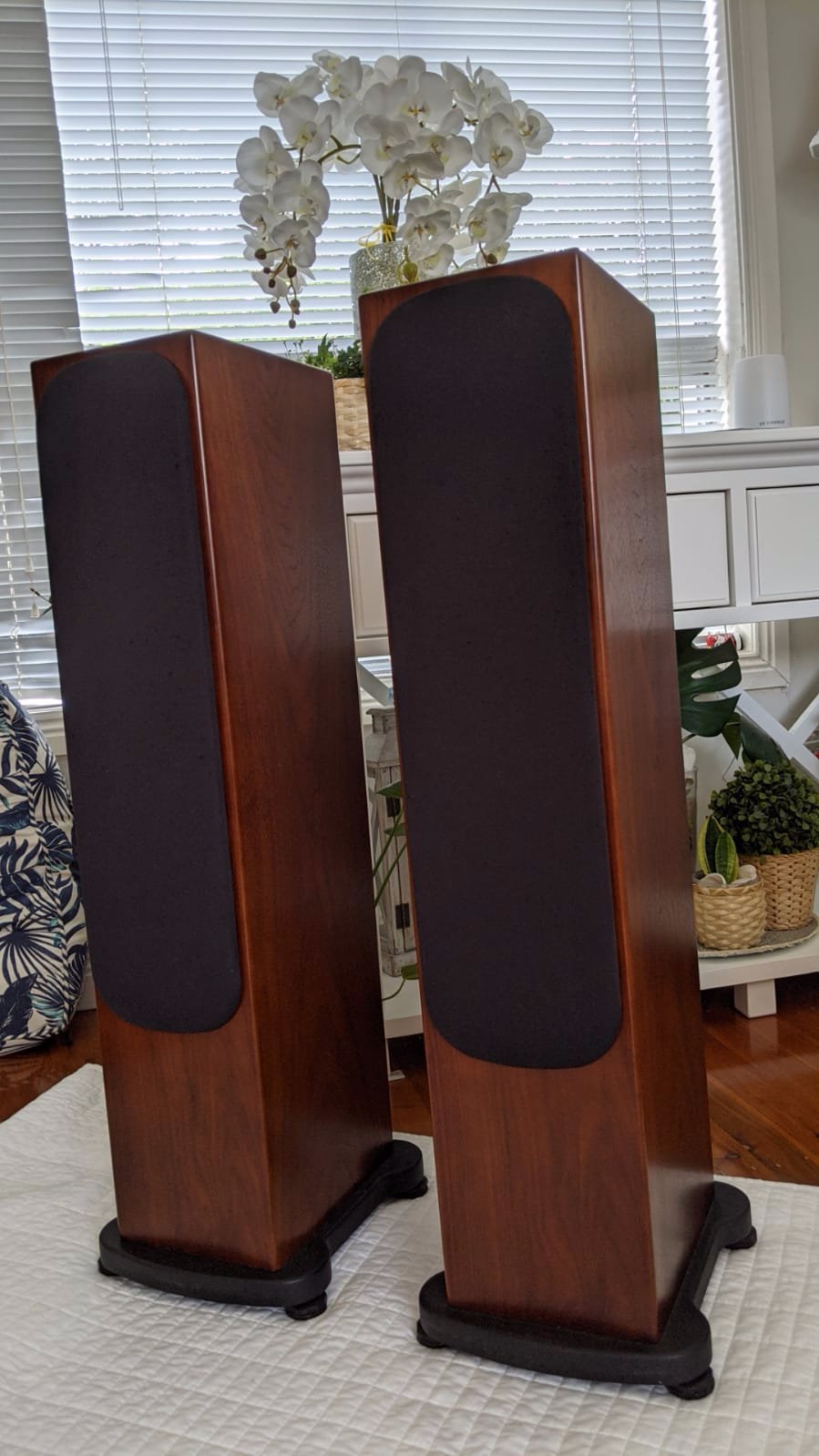 Monitor Audio Silver RS6 Floorstanding speakers. - Stereo, Home Cinema ...
