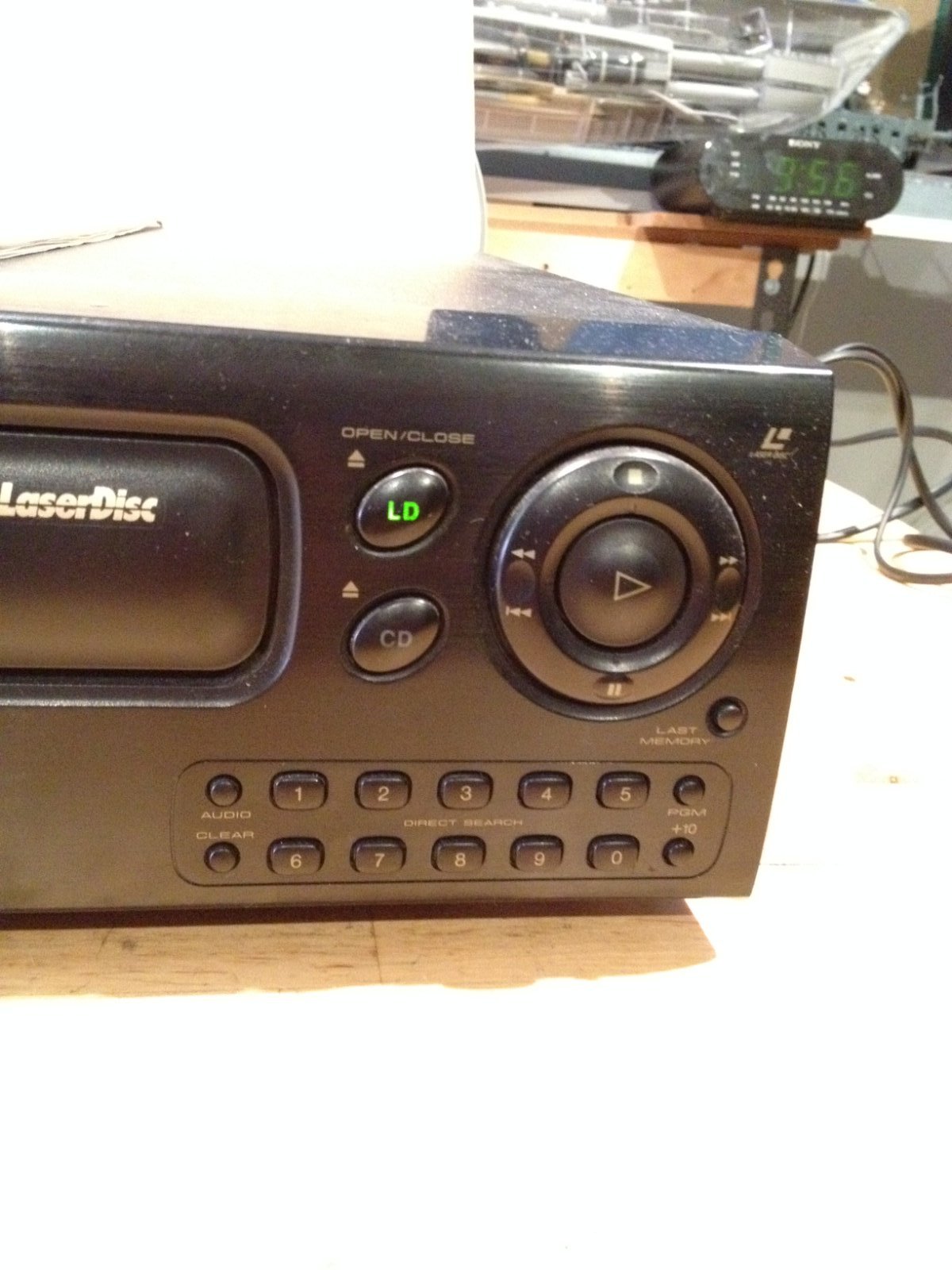 PIONEER CLD-S270 Laserdisk Player( REDUCED !!) - Stereo, Home Cinema, Headphones Components ...