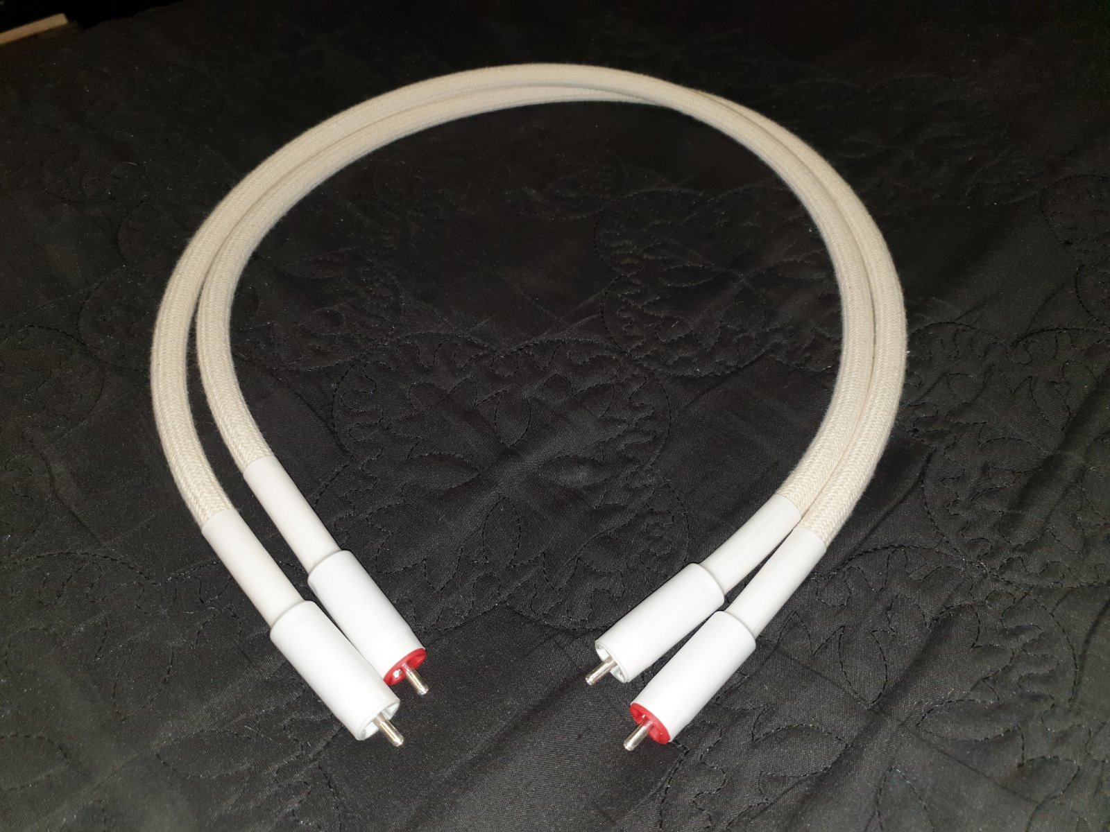 Good quality RCA cables. - Power, Cables & Electronics - StereoNET