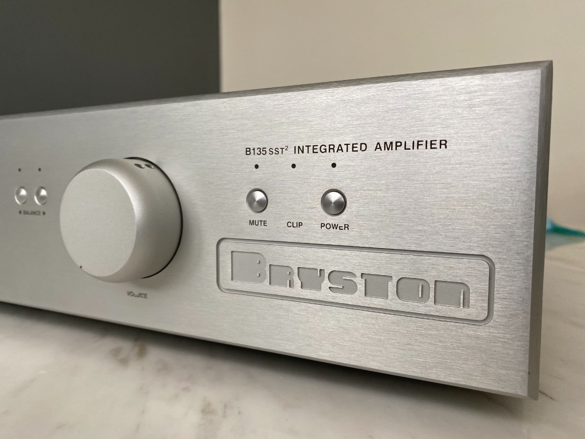 Bryston b135 sst2 local set integrated amplifier amp - Stereo, Home ...