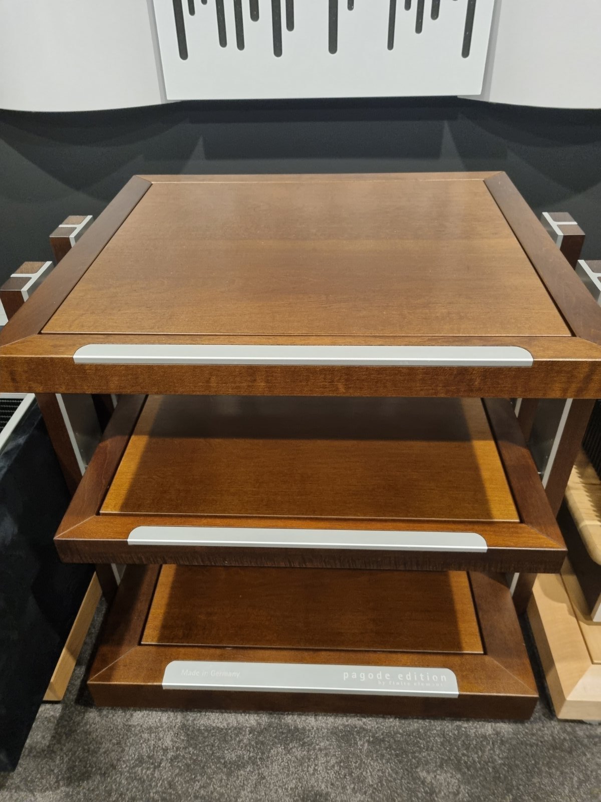 Withdrawn: Finite Elemente Pagode Edition HIFI Rack - Hi-Fi and Cinema ...