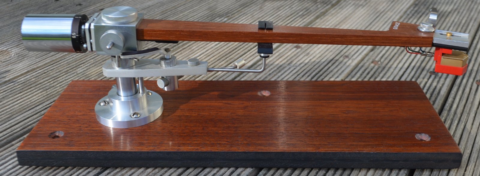 Grace G714 Unipivot timber tonearm with Decca London Gold cartridge ...