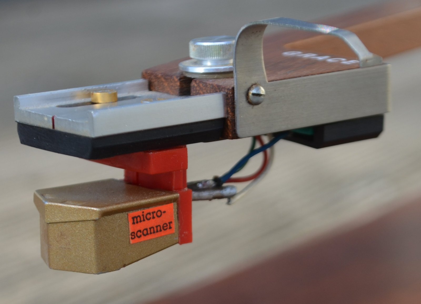 Grace G714 Unipivot timber tonearm with Decca London Gold cartridge ...