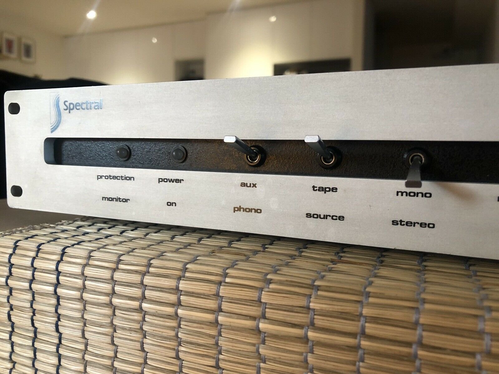 withdraw : Spectral Audio DMC-10 delta one of the best 80’s pre amp - Stereo, Home Cinema ...