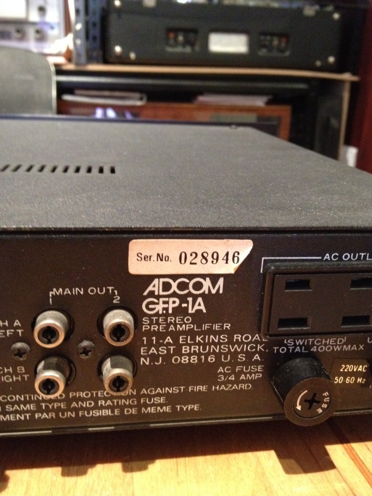 ADCOM GFP-1A PRE AMPLIFIER - Stereo, Home Cinema, Headphones Components ...