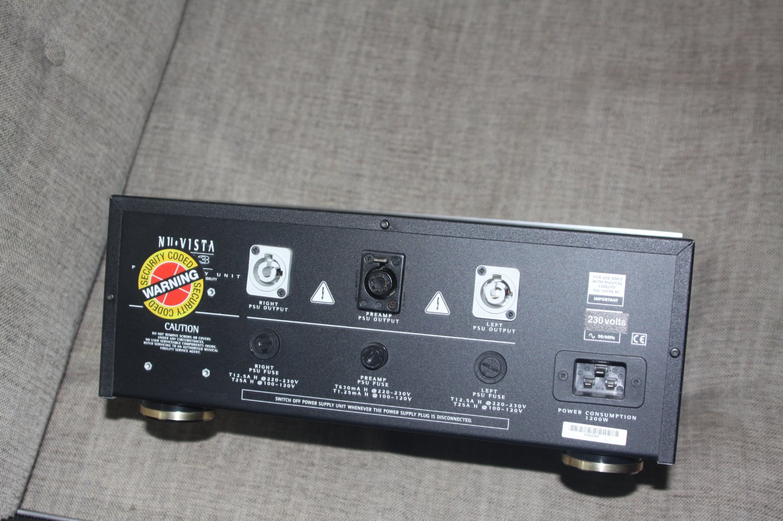 Musical Fidelity integrated nu vista valve /transistor hybrid M3 and ...