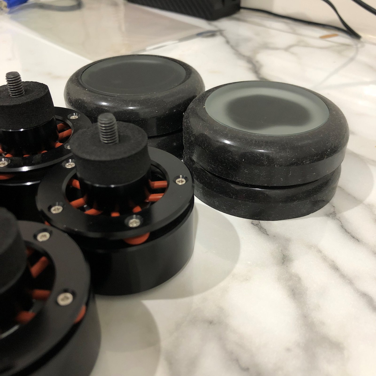 FS: ISONOE AUDIO ISOLATION SYSTEM WITH SORBOTHANE BOOTS - Hi-Fi and ...