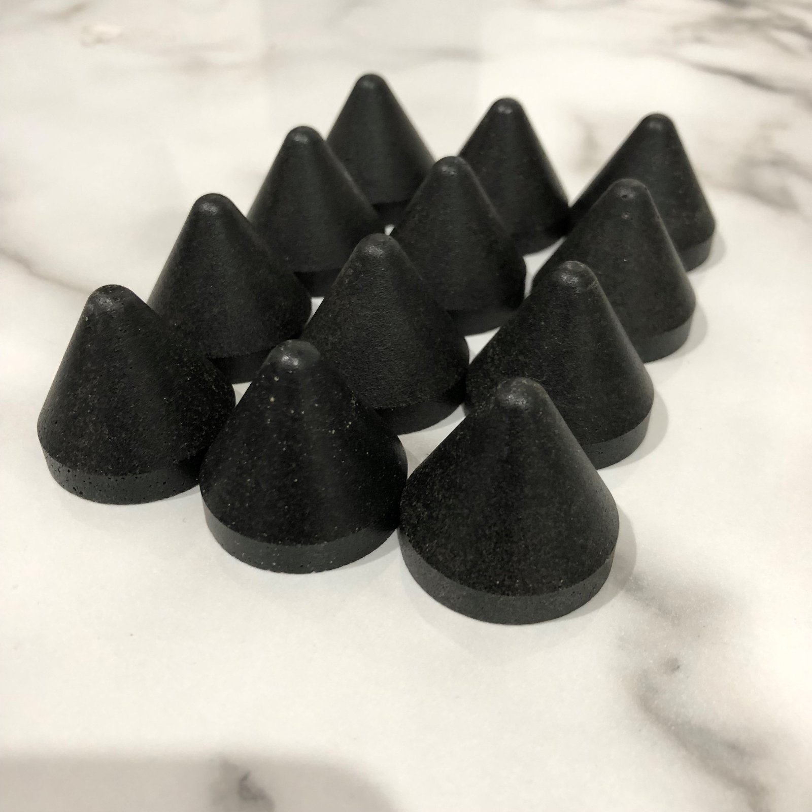 FS: CLEARLIGHT AUDIO - RDC 2 EQUIPMENT CONES Set Of 12 - Hi-Fi and ...