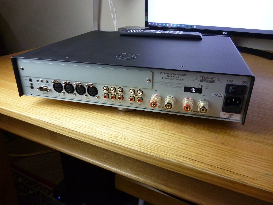 SOLD: FS: Primare I32 Integrated Amplifier (Black) - Stereo, Home ...