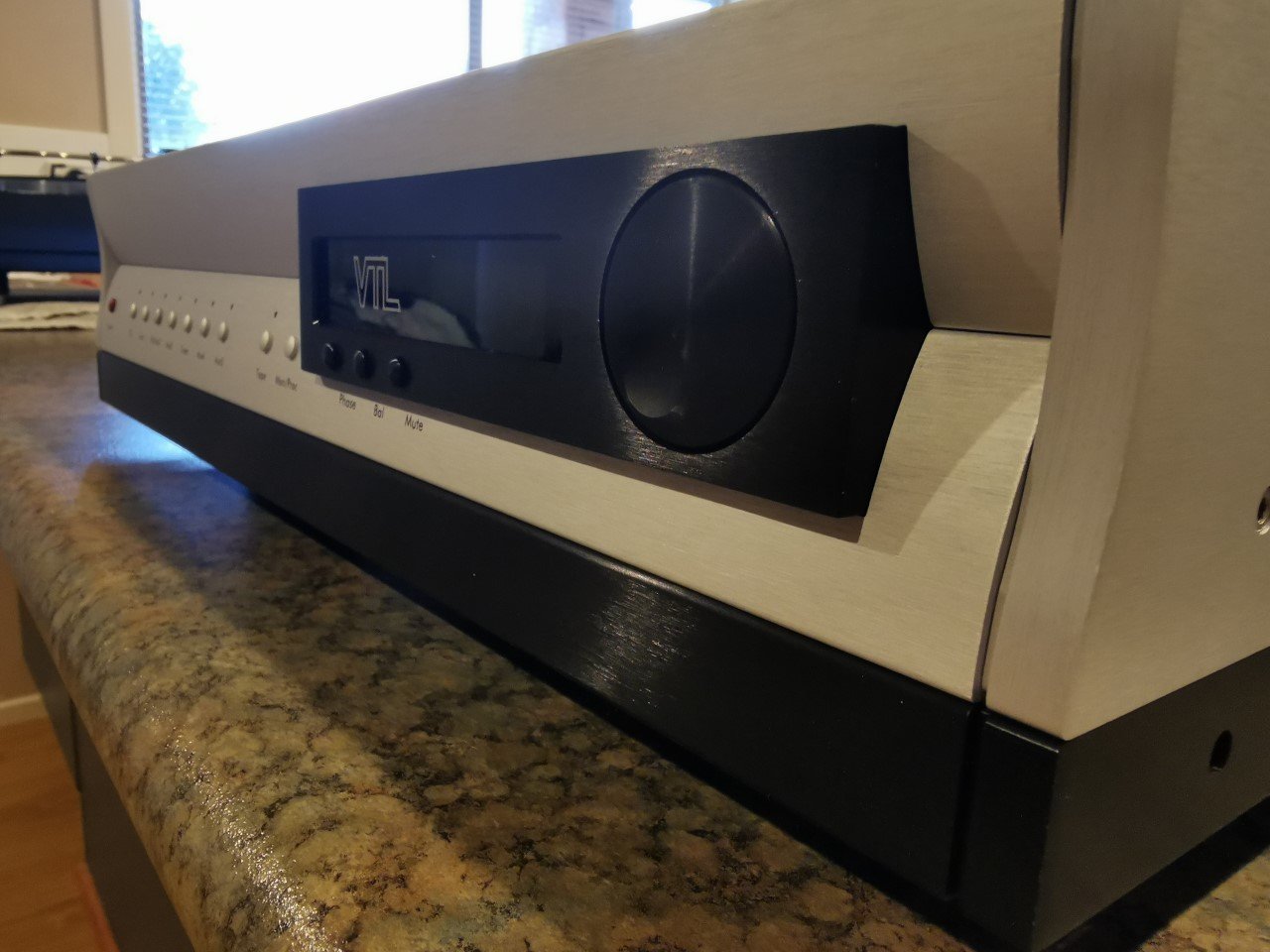 VTL TL5.5 Series II Signature Preamplifier - Stereo, Home Cinema ...