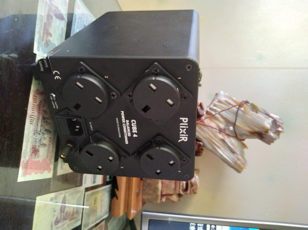 FS: PlixiR Cube 4 Balanced Power Conditioner - Hi-Fi and Cinema Cables & Accessories - StereoNET