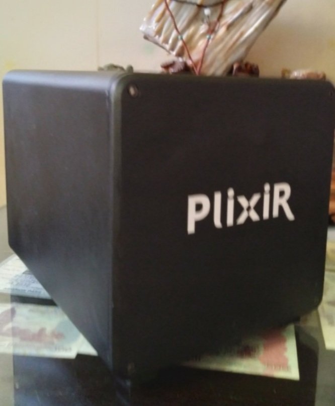 FS: PlixiR Cube 4 Balanced Power Conditioner - Hi-Fi and Cinema Cables & Accessories - StereoNET