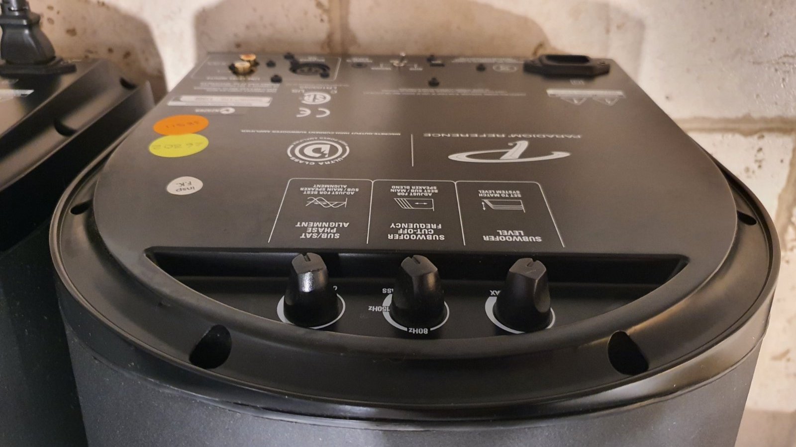 2 x paradigm seismic 110 subwoofer pbk - Stereo, Home Cinema ...