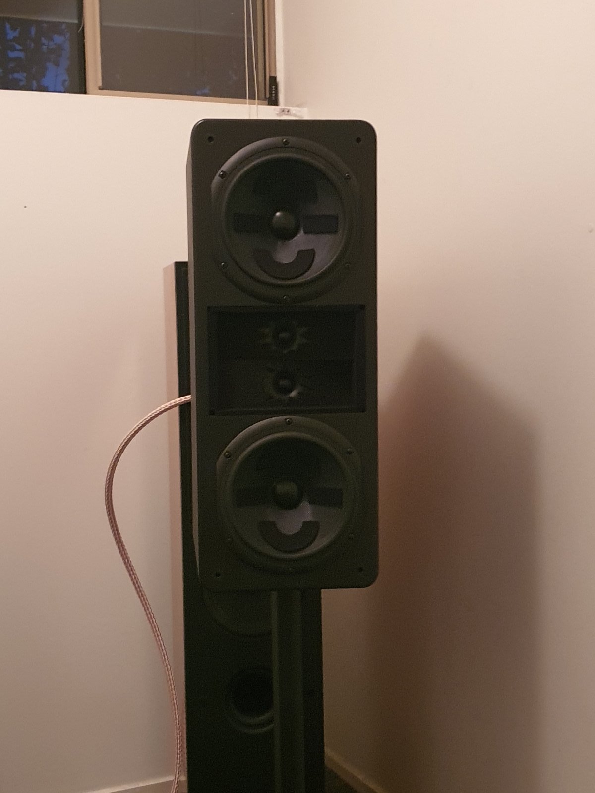 VAF DCX 42 - Stereo, Home Cinema, Headphones Components - StereoNET