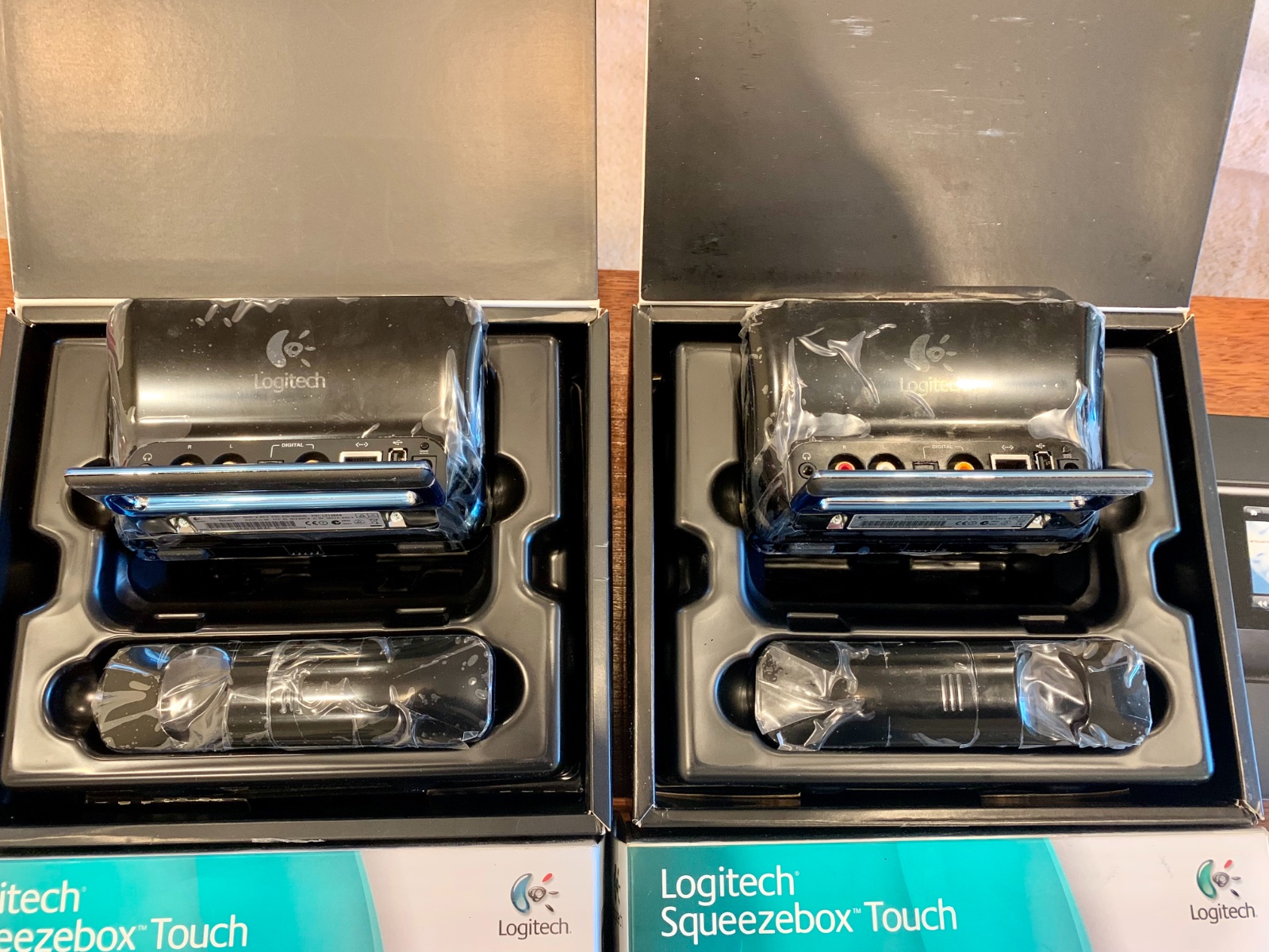 FS: Logitech Squeezebox Touch 1 off (new in box) |﻿ Stereo, Home Cinema ...