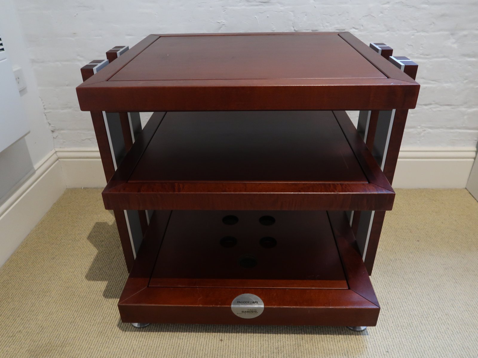 FS: FINITE ELEMENTE PAGODE equipment rack - Hi-Fi and Cinema Cables ...