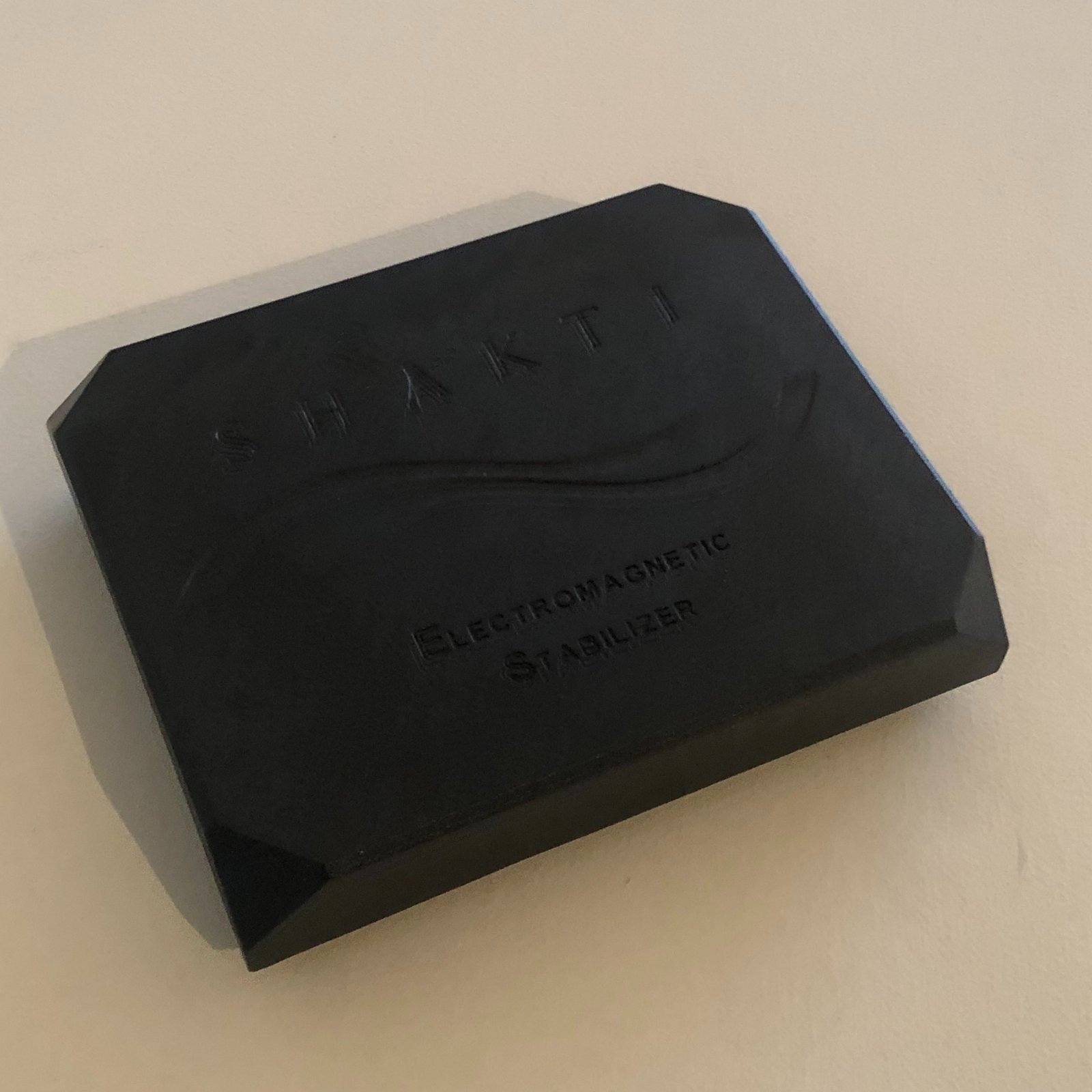 FS: Shakti Stone Electromagnetic Stabiliser - Hi-Fi and Cinema Cables ...