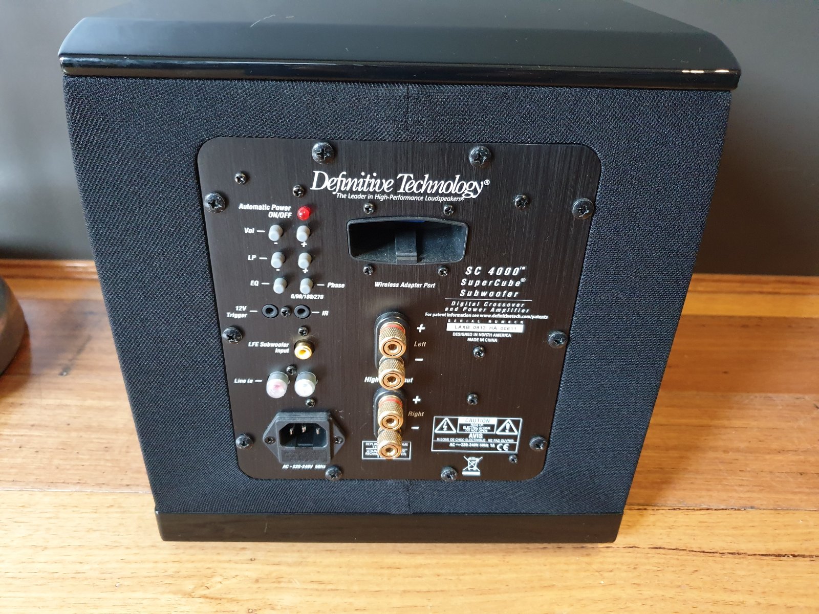 Definitive Technology SuperCube SC4000 Subwoofer - Stereo, Home Cinema ...