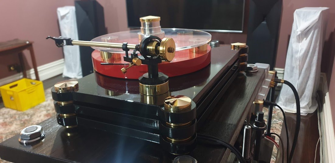 FS: Turntable with Helius Aureus Limited Edition Tonearm - Stereo, Home ...