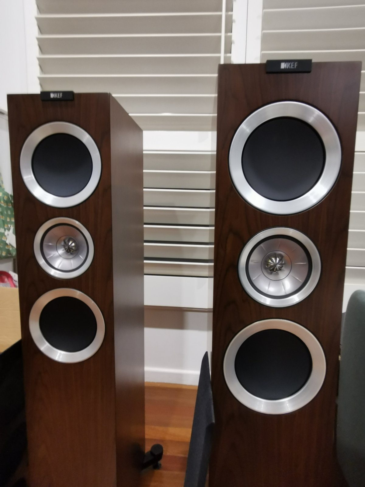 FS: KEF R700 floorstanding speaker PRICE DROP - Stereo, Home Cinema ...