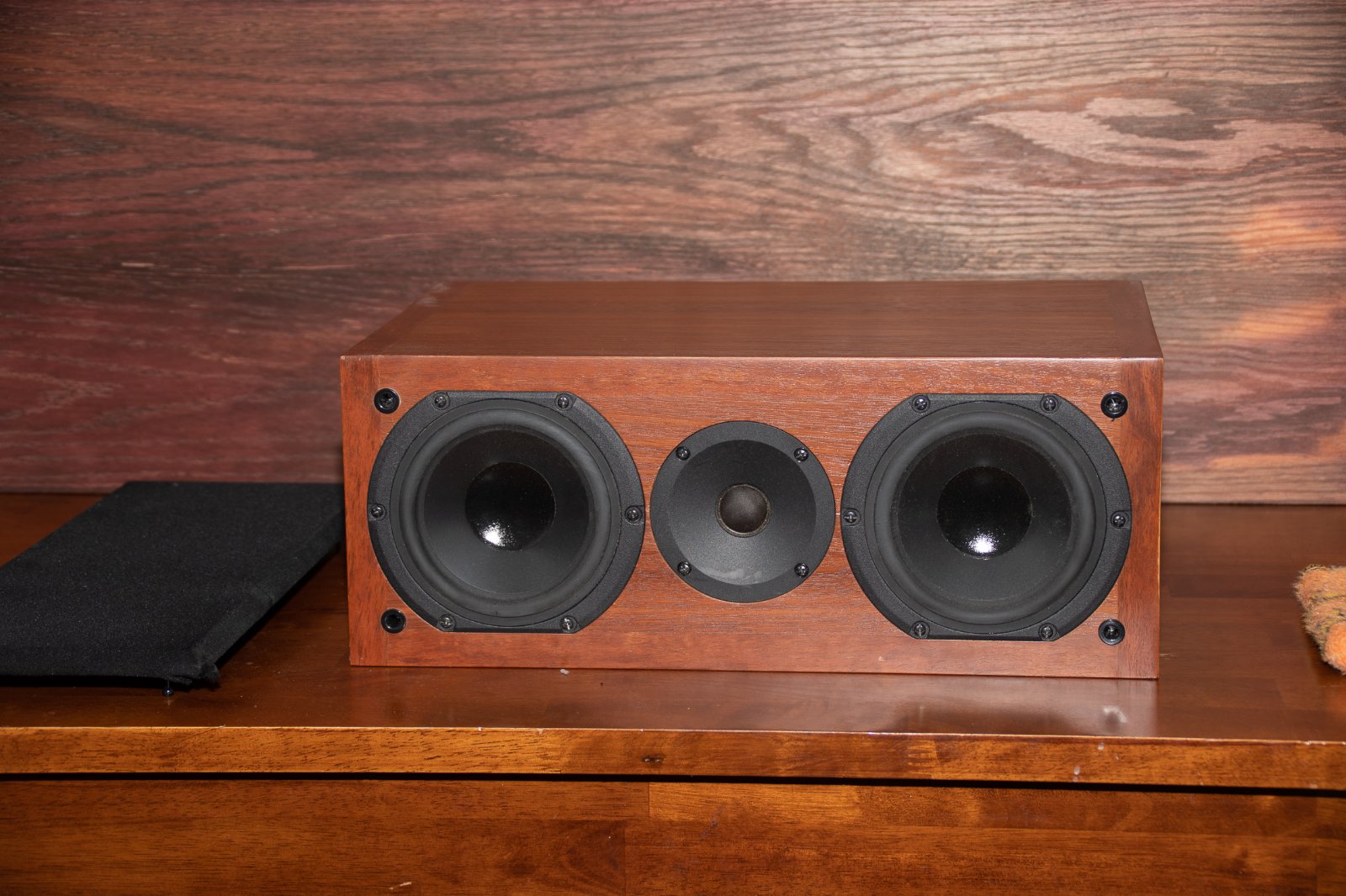 FS: PRICE DROP - Springwood HiFi Centre Speaker |﻿ Stereo, Home Cinema ...