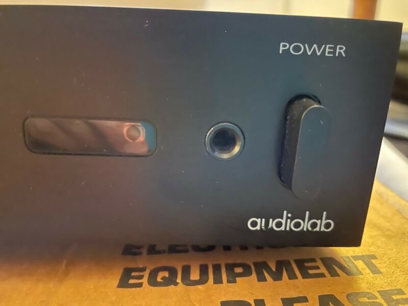 Audiolab 8000Q preamp - Stereo, Home Cinema, Headphones Components ...