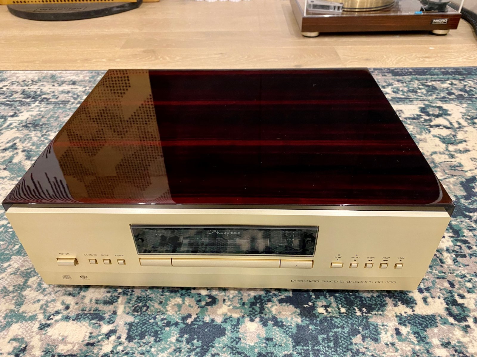 FS: Accuphase DP-800 CD Transport AND Accuphase DC-801 DAC - Stereo ...