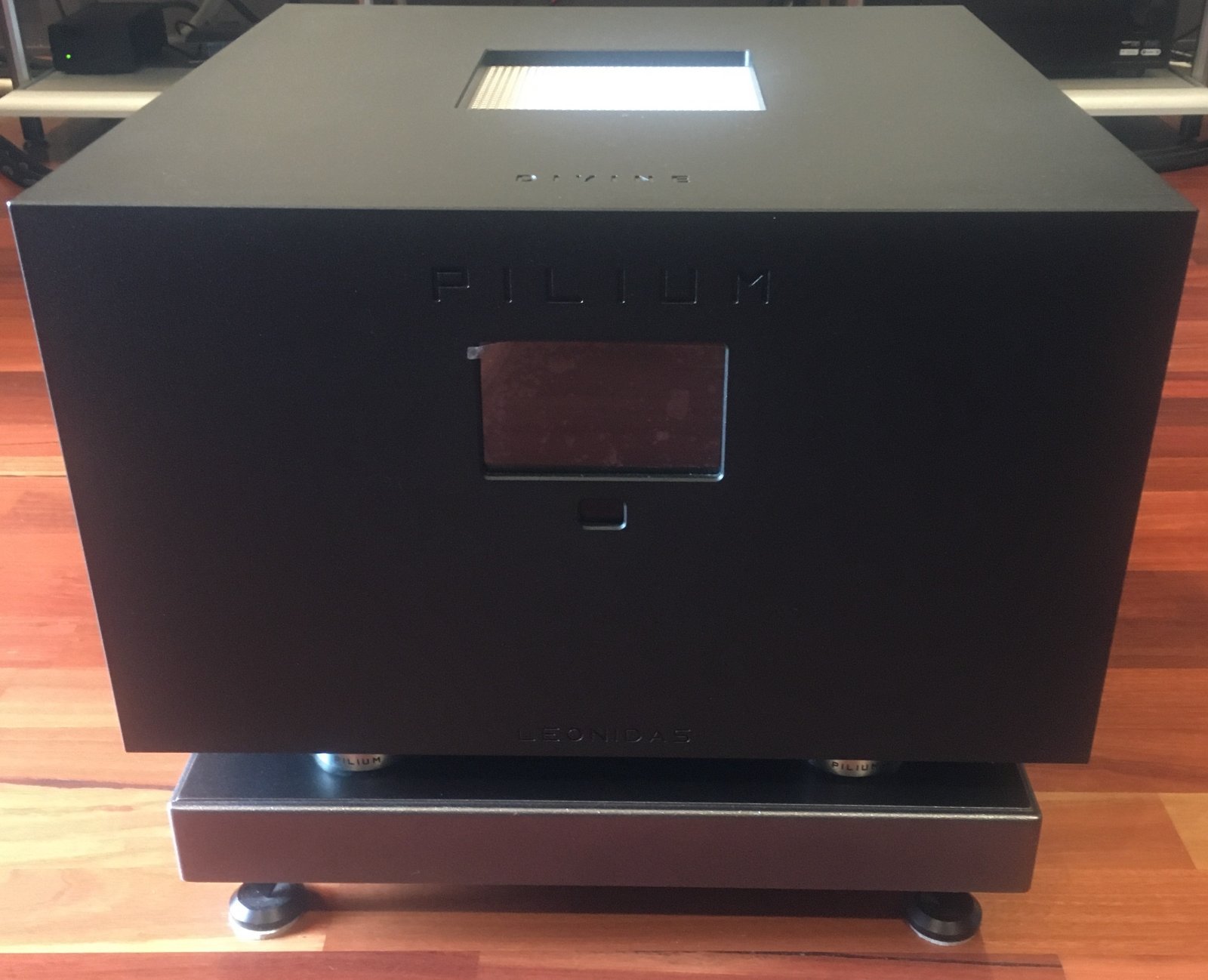 FS: Pilium Audio Leonidas Integrated Amplifier (6 months old) - Stereo ...